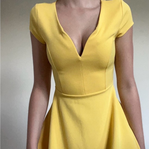 miami | Dresses | Miami Yellow Midi Vneck Dress Xs | Poshmark